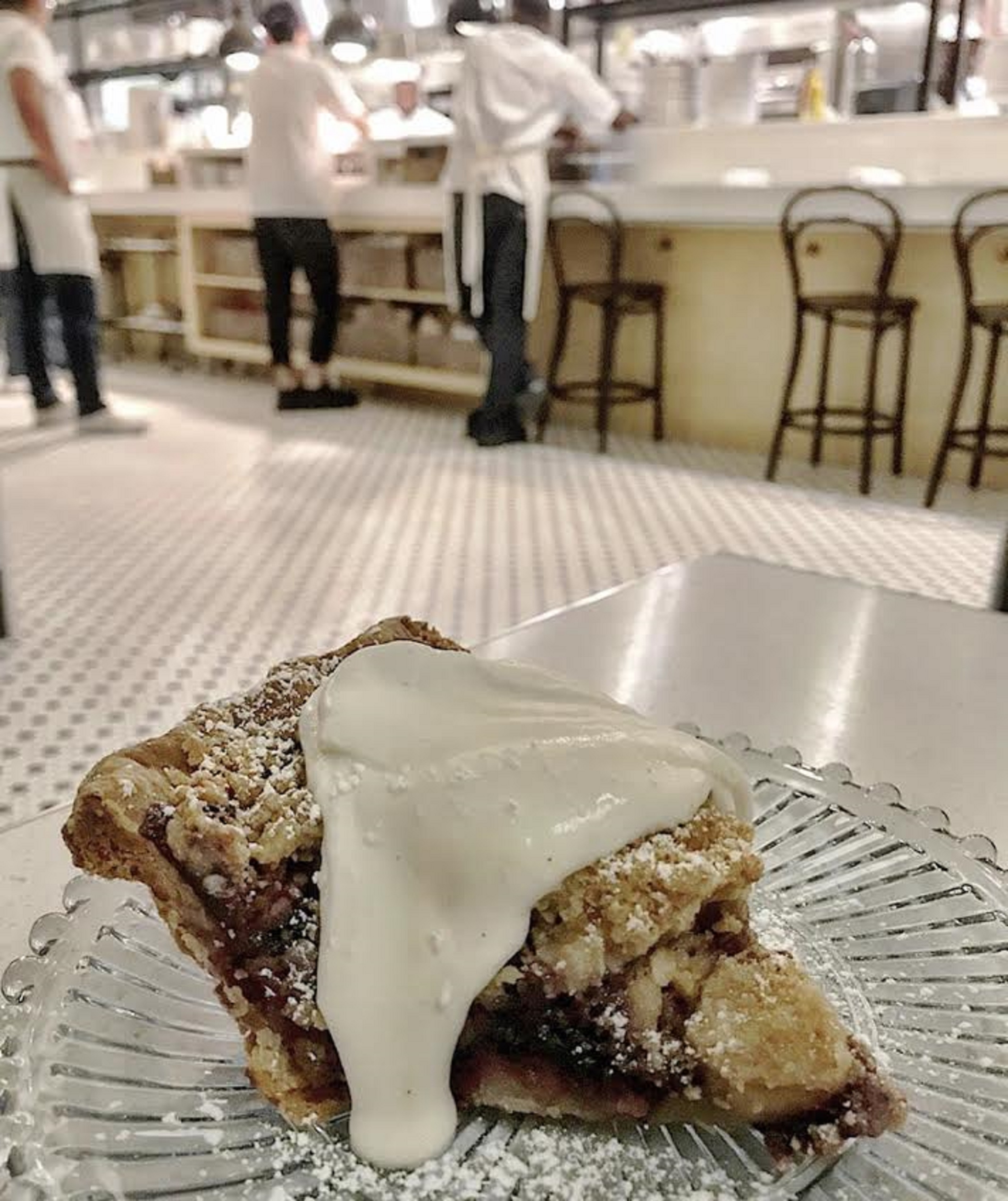 SEASONAL PIE GREGORY'S DINER